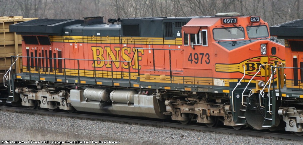 BNSF 4973